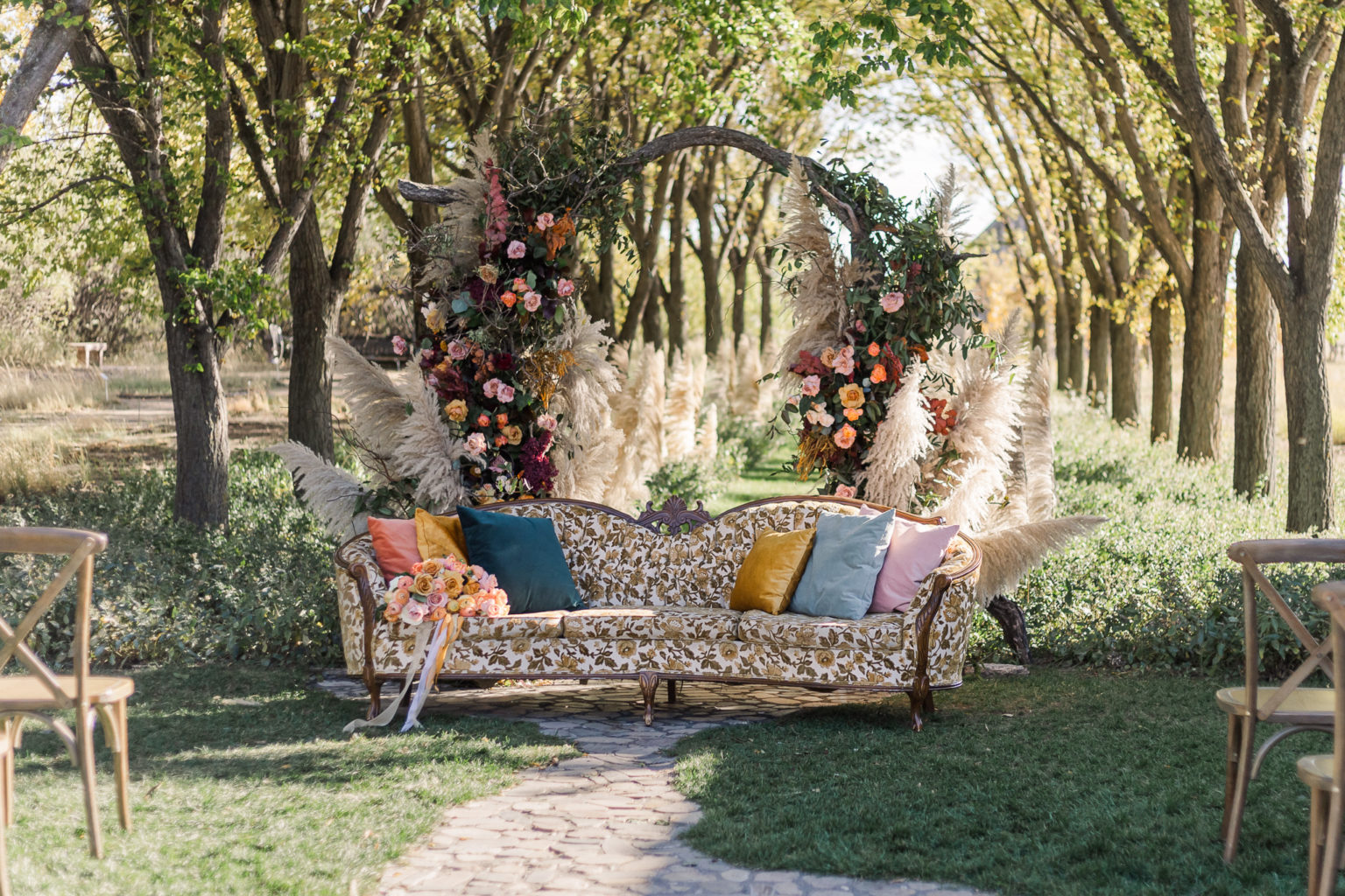 Coutts Centre Wedding - Nanton, Alberta - brittanyanne.ca