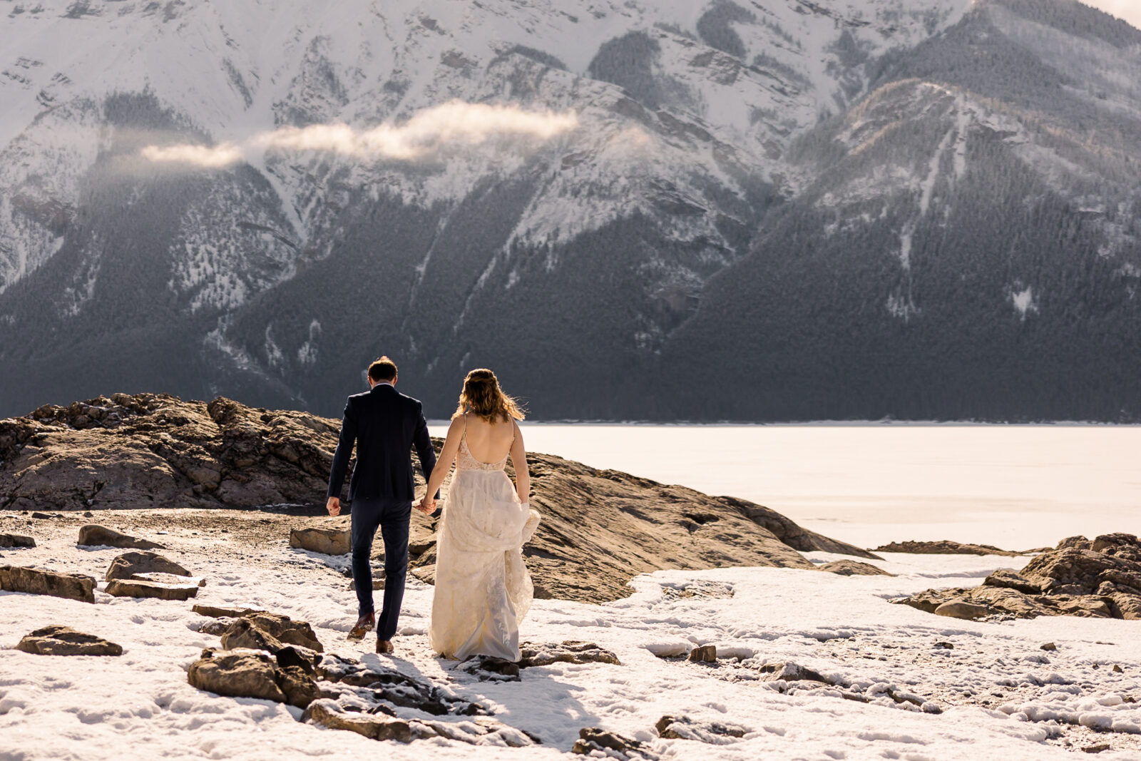 How to Elope in Alberta - Permits, Requirements, and Locations in ...